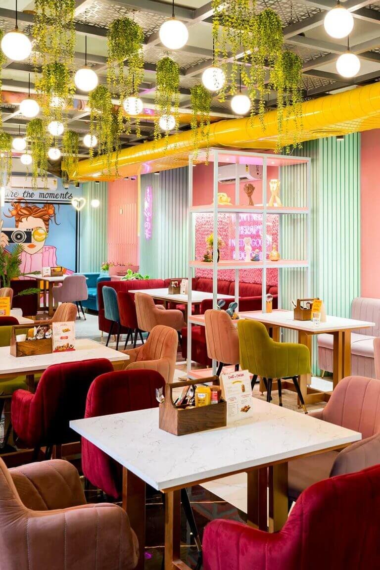 India's Leading Coffee Cafe Chain - BrewBakes